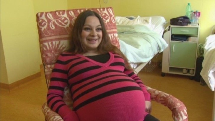 Credeva di essere incinta di due gemelli, ma scoppiò in lacrime quando ...